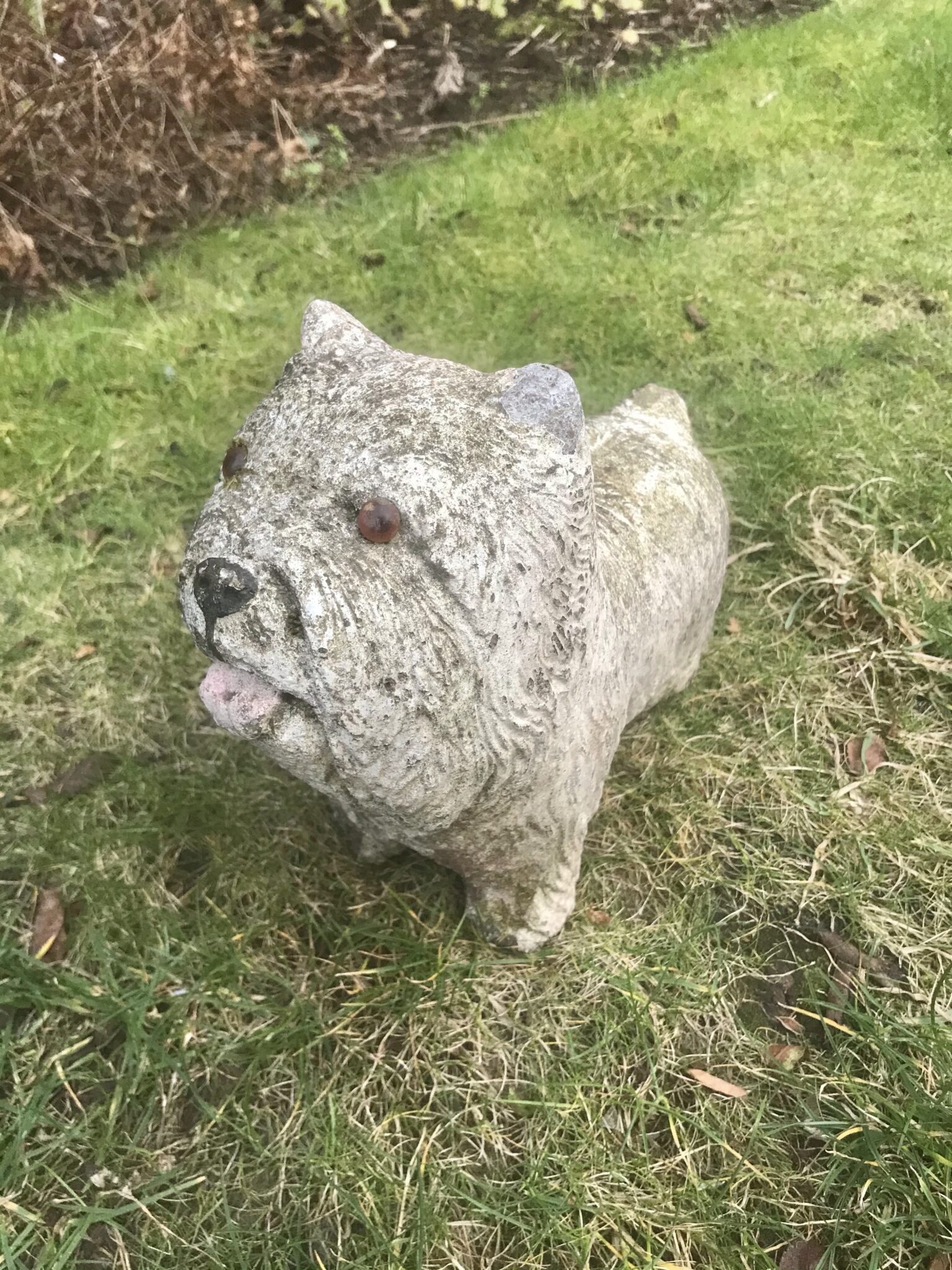 Stone dog – Lovage and Lace